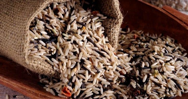 What Does Wild Rice Taste Like? (Flavor, Texture + Other FAQs)